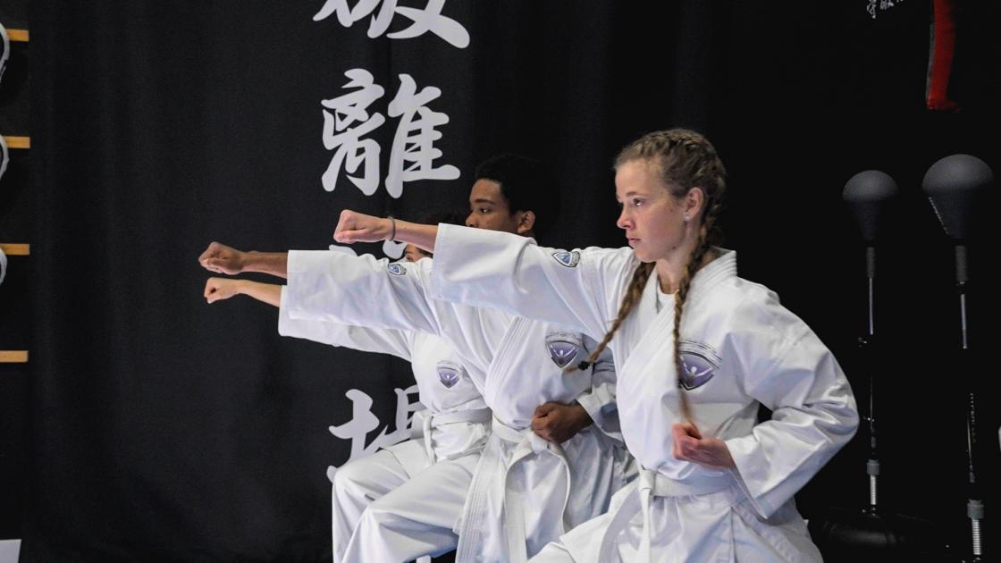 All-Round Champion - S4E6 - Karate | Knowledge Kids