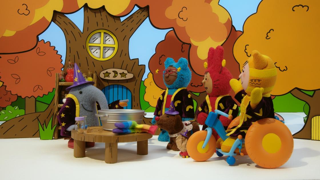 Mixmups - E15 - The Growing Potion | Knowledge Kids